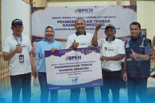 BPKH - Solo Peduli Perkuat Ekonomi Umat Melalui Ternak Kambing Breeding BPKH - Solo Peduli Perkuat Ekonomi Umat Melalui Ternak Kambing Breeding